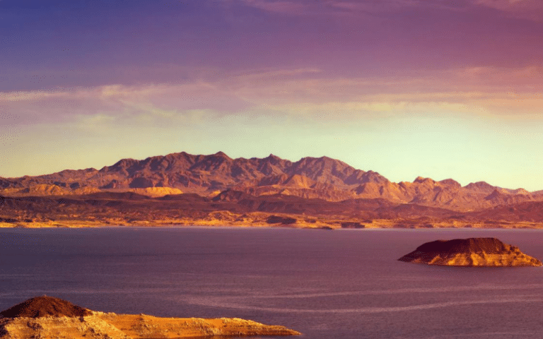The Ultimate Visitor's Guide to Lake Mead National Recreation Area ...